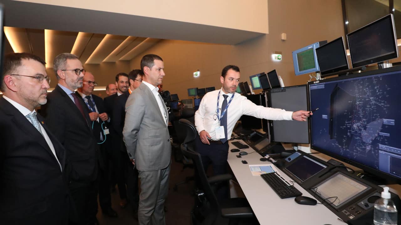 Inaugurado novo sistema de controlo de tráfego aéreo TOPSKY