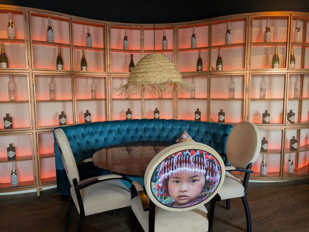 MöTAO Lisboa já abriu portas. Há muito sushi, comida asiática e carne ...