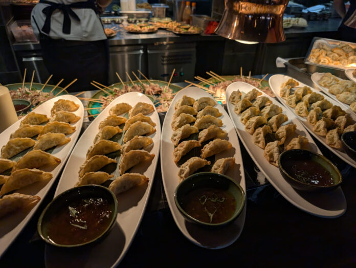 MöTAO Lisboa já abriu portas. Há muito sushi, comida asiática e carne ...