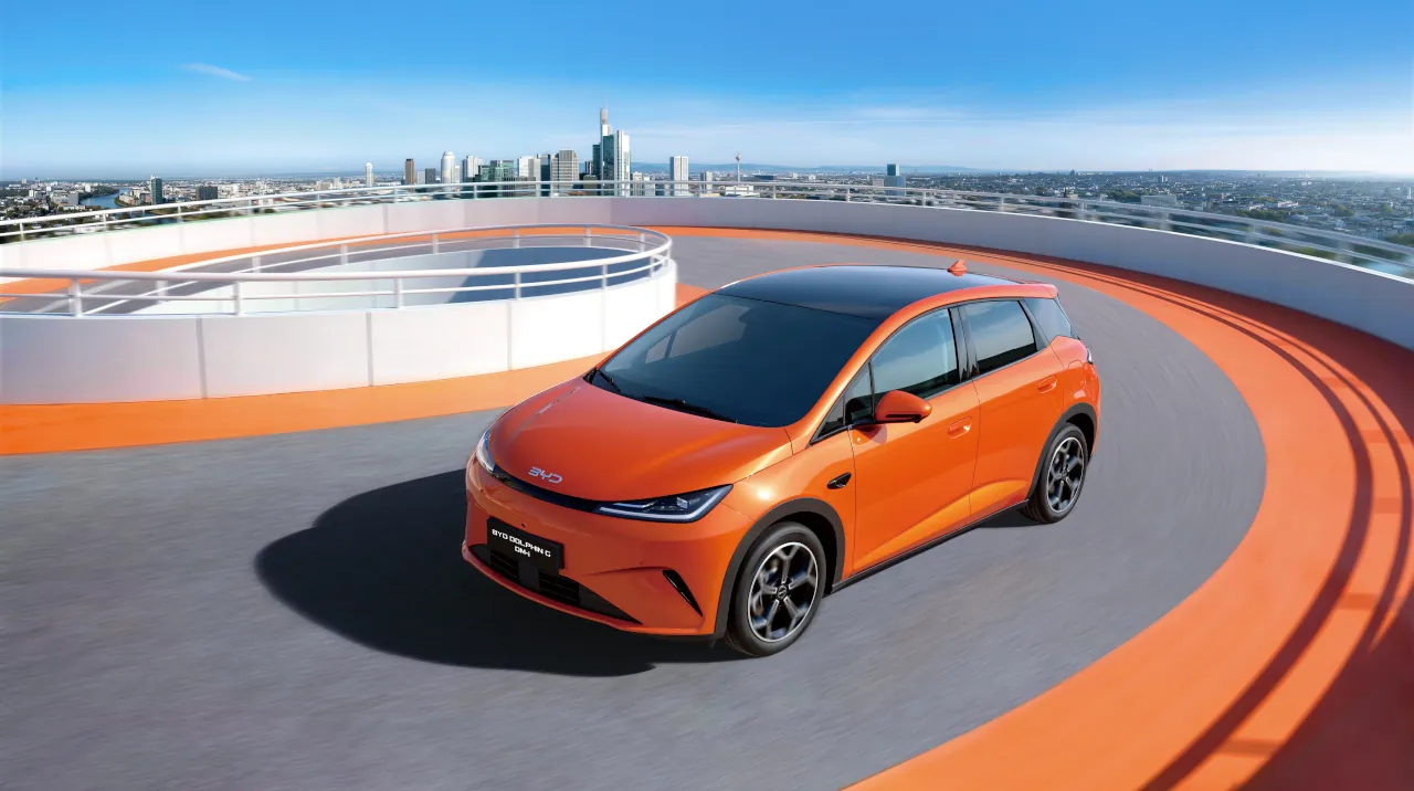 BYD DOLPHIN G DM-i chega em julho com mais de 1000 km de autonomia ...